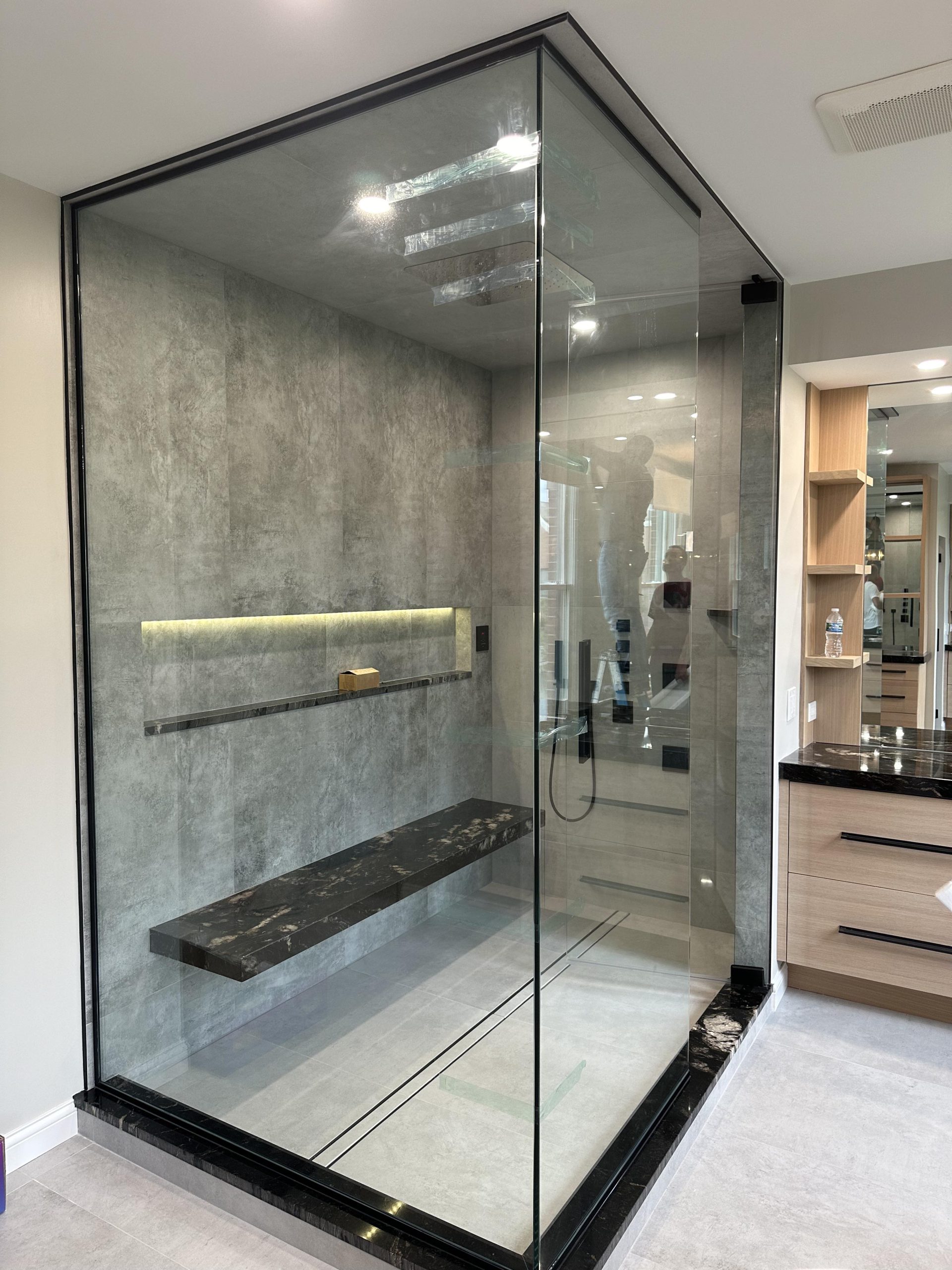 Showers Chicago | by Glass Innovation